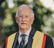 Dr Richard Hull | RCPSG